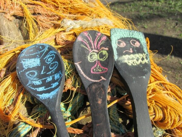 How To Use Story Spoons (10 Ideas With Pics) – Early Impact Learning