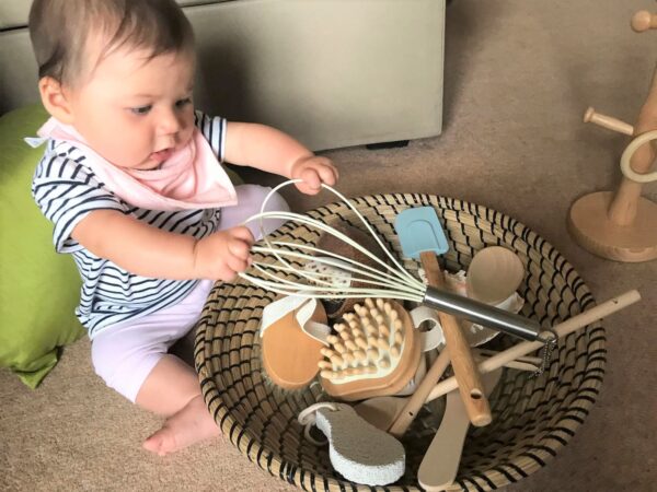 Treasure Basket Ideas – The Complete Guide – Early Impact Learning